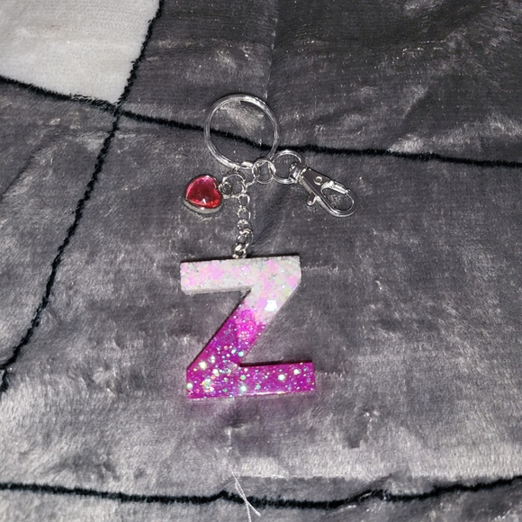 Handmade | Accessories | White Pink Glitter Letter L Keychain | Poshmark